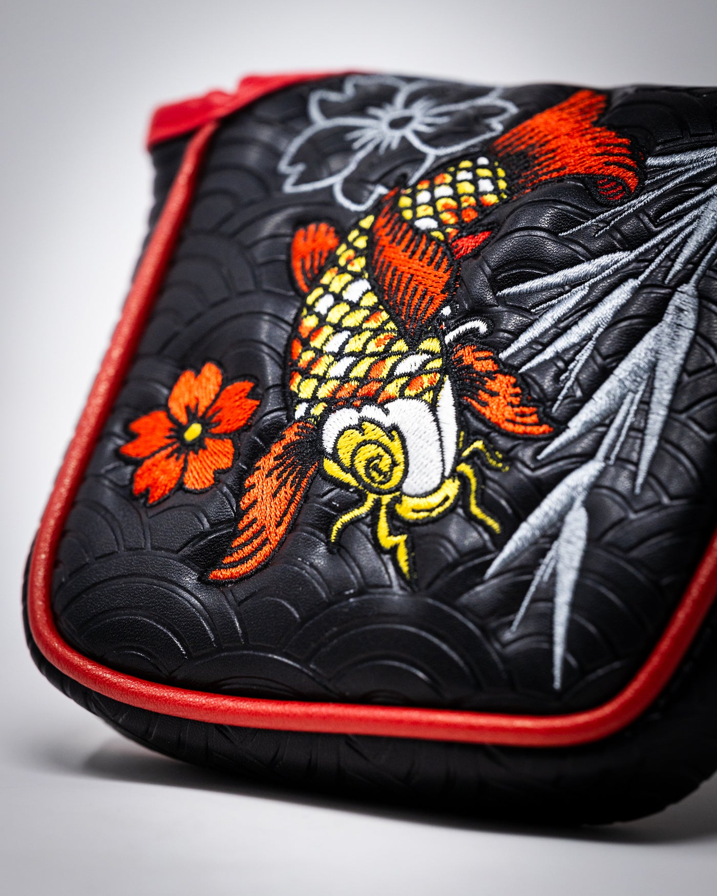"Pins & Aces Koi Flow Putter Cover - Stand out on the course!"